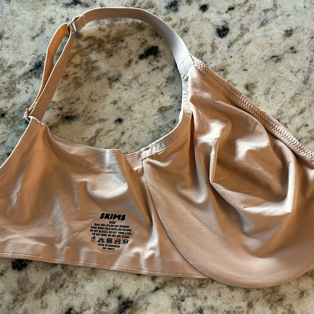 Skims Smoothing Intimates Full Coverage Bra. 34dd. - Gem